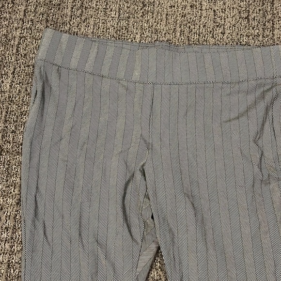 torrid | Pants & Jumpsuits | Torrid Pull On Slim Fit Pixie Pants Plus ...